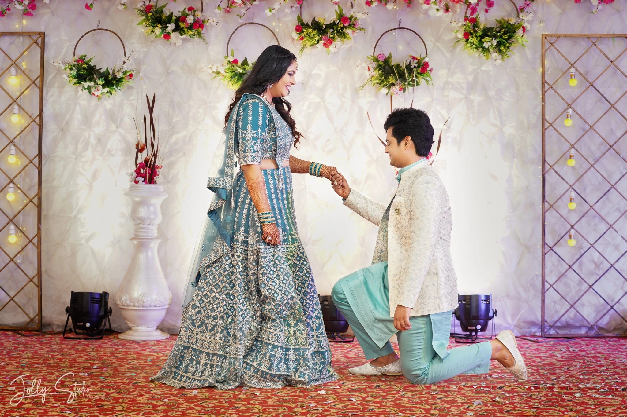 Engagement Gallery | JollyStudio